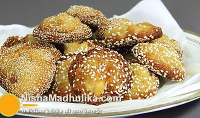 Raskadam Recipe - Kheer Kadam Recipe - Khoya Kadam - Nishamadhulika.com